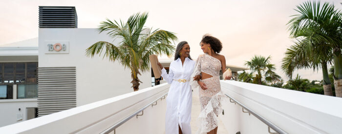 16O9 drinks and dining at Hamilton Princess Bermuda